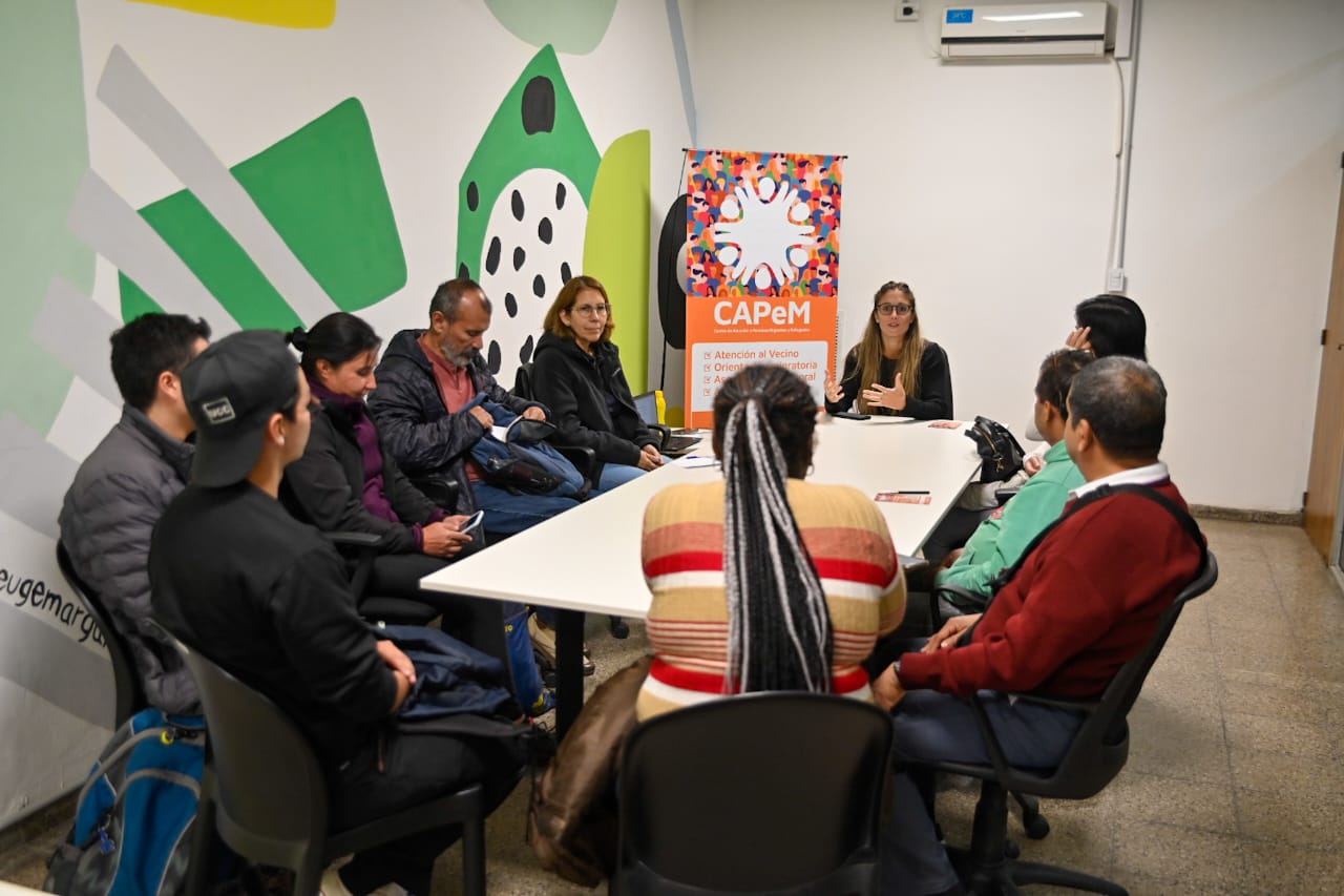 Migrantes y refugiados de distintas nacionalidades participan en taller ...